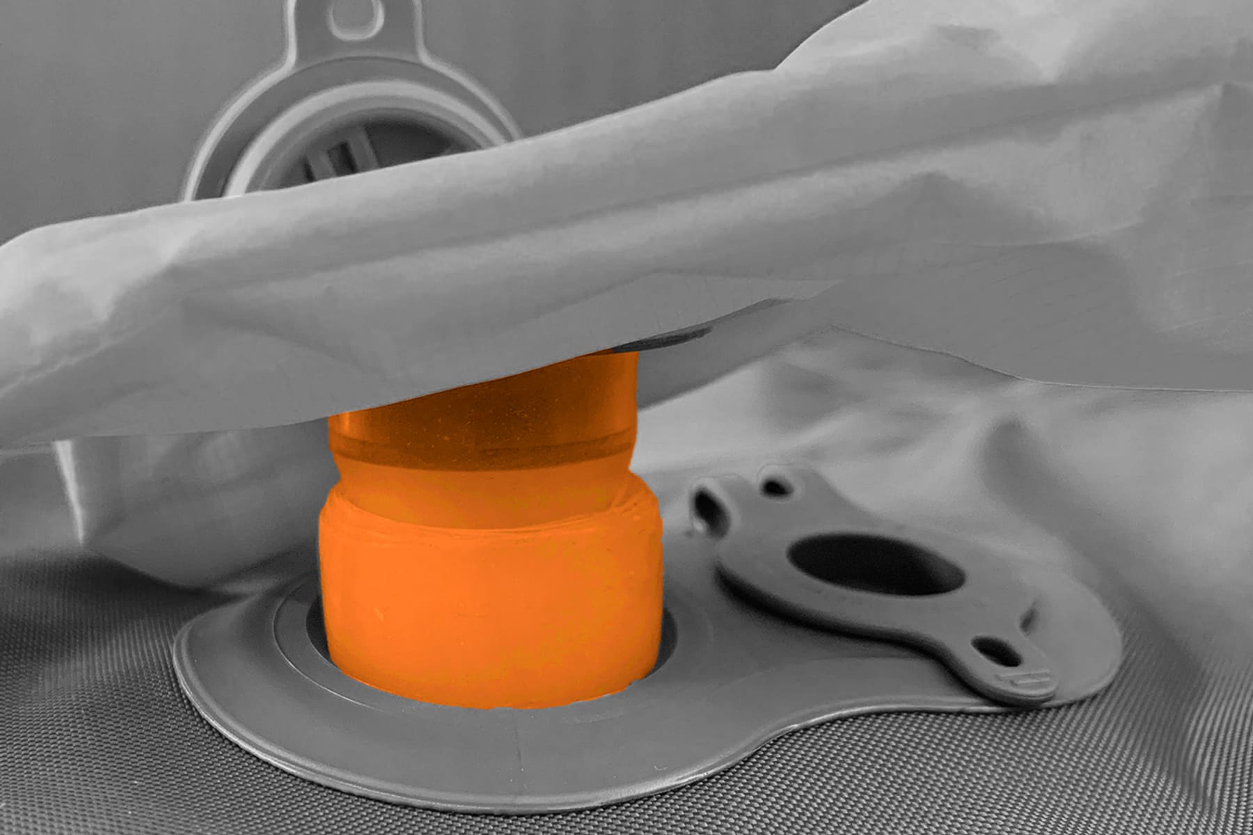 Universal Valve Adapter - Accessory | Exped